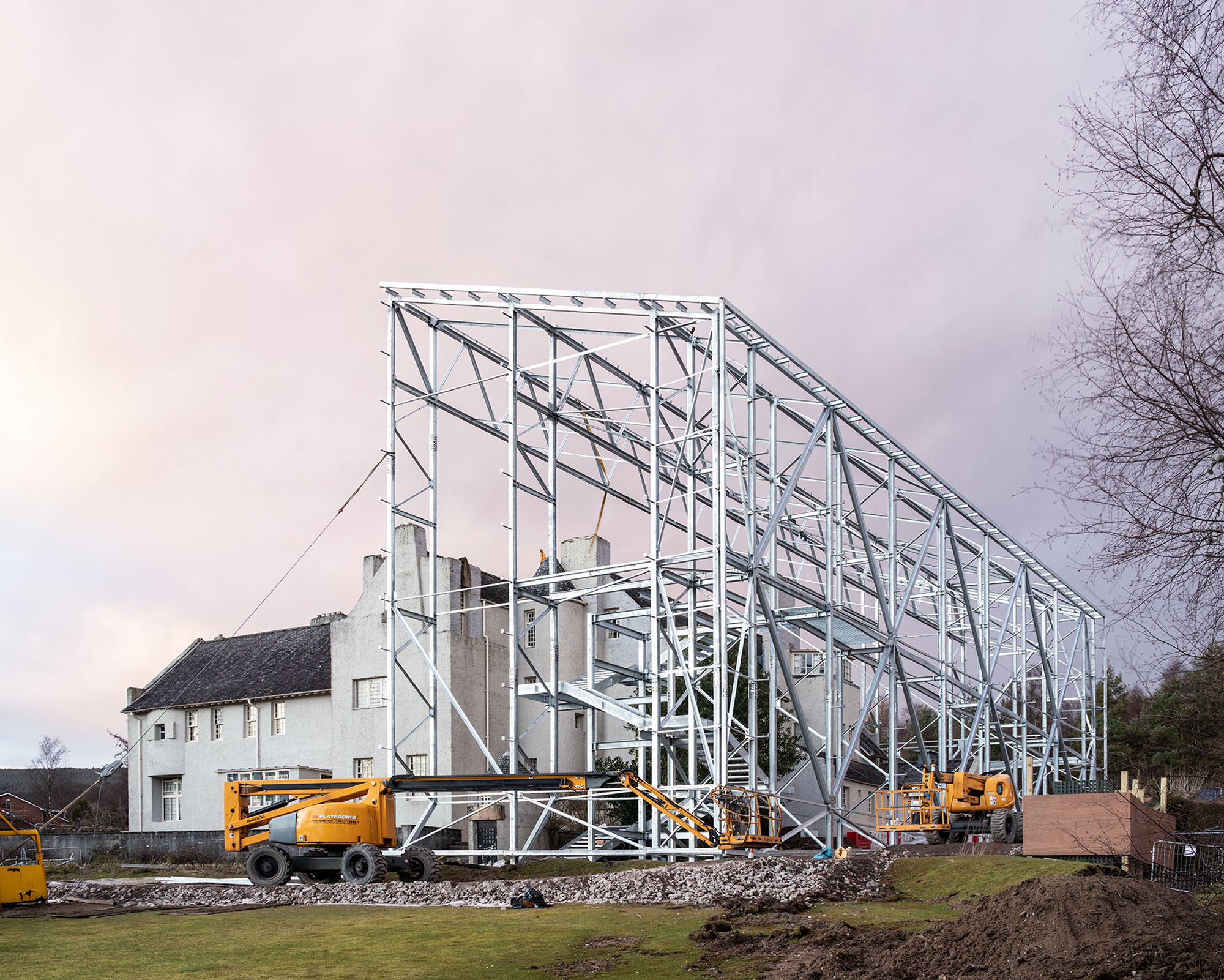 Preview tour of The Hill House Box by Carmody Groarke | Stirling ...